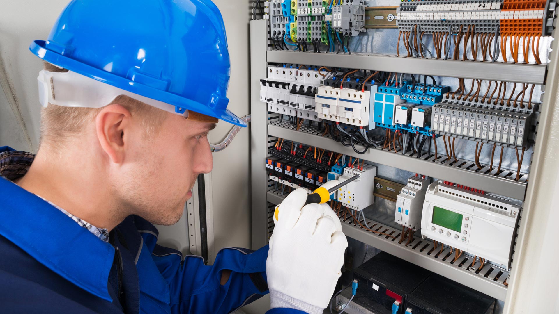 Service Contractors Financing | SBA & Conventional Loans